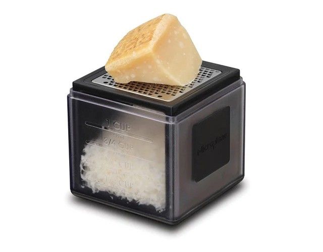 Adaptive grater | LiveUp